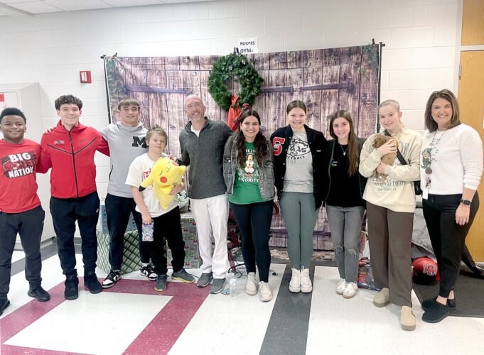 Celebrating a special Harding Christmas | News, Sports, Jobs - The ...